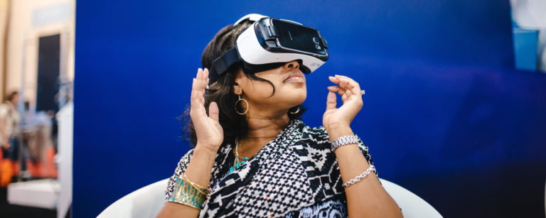 virtual reality Archives - Samsung Business Insights