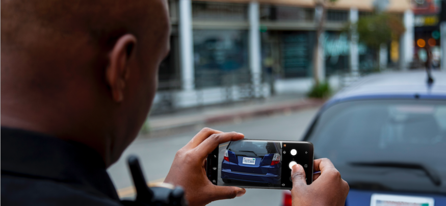 How Mobile Tech Keeps Officers Connected to Critical Data