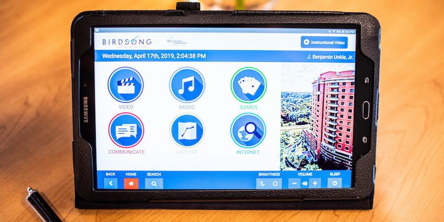 Tablets for Seniors Bring Older Americans Into the Digital Age