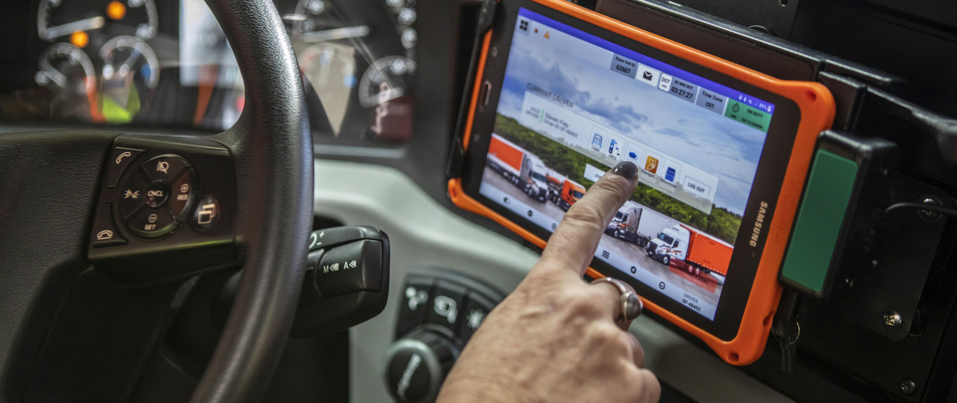 Schneider creates more connected fleet with tablet-based telematics ...