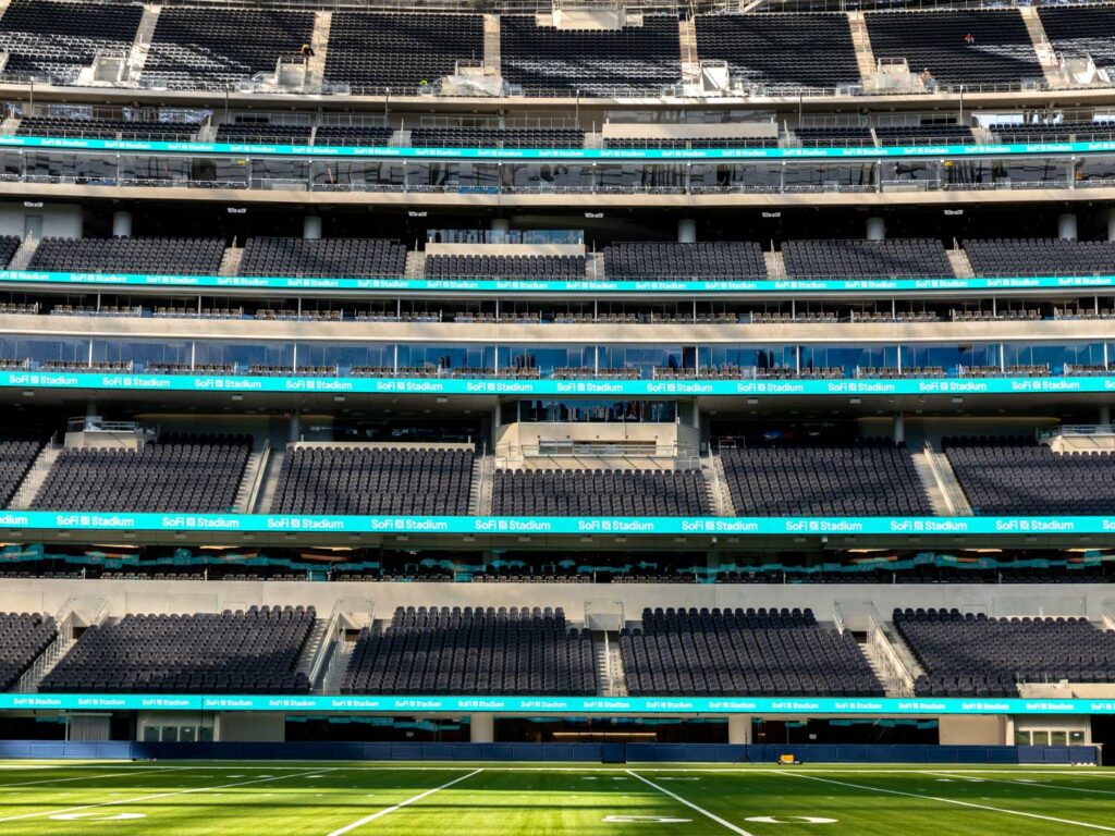 A technological wonder: How Samsung and SoFi Stadium changed the game ...