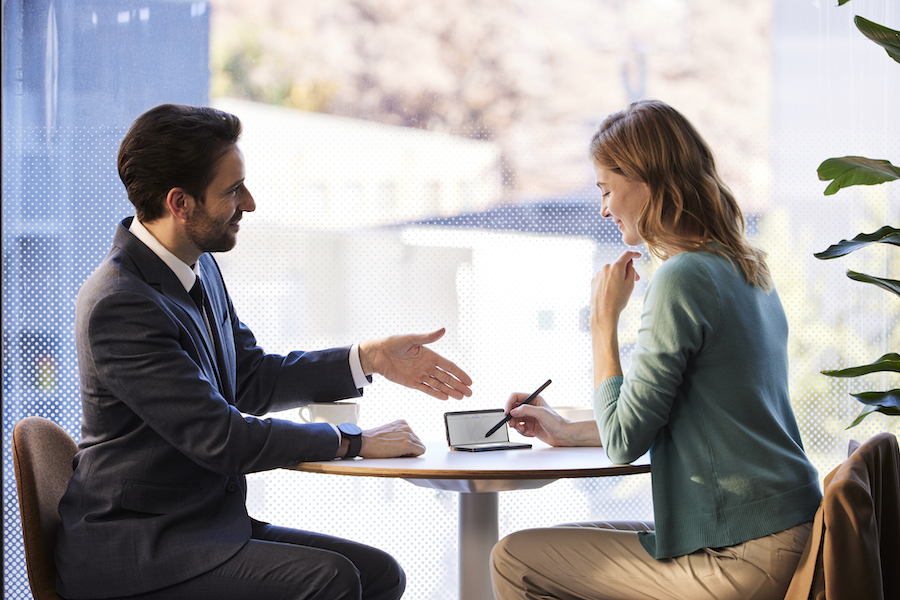 5 ways mobile tech can enhance employee experience for insurance ...