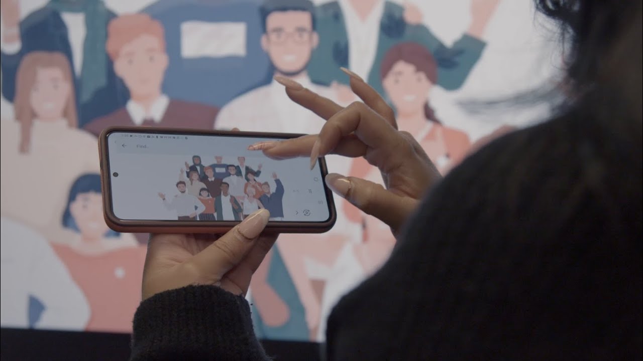 How to connect your Samsung Interactive Pro wirelessly on iOS and ...